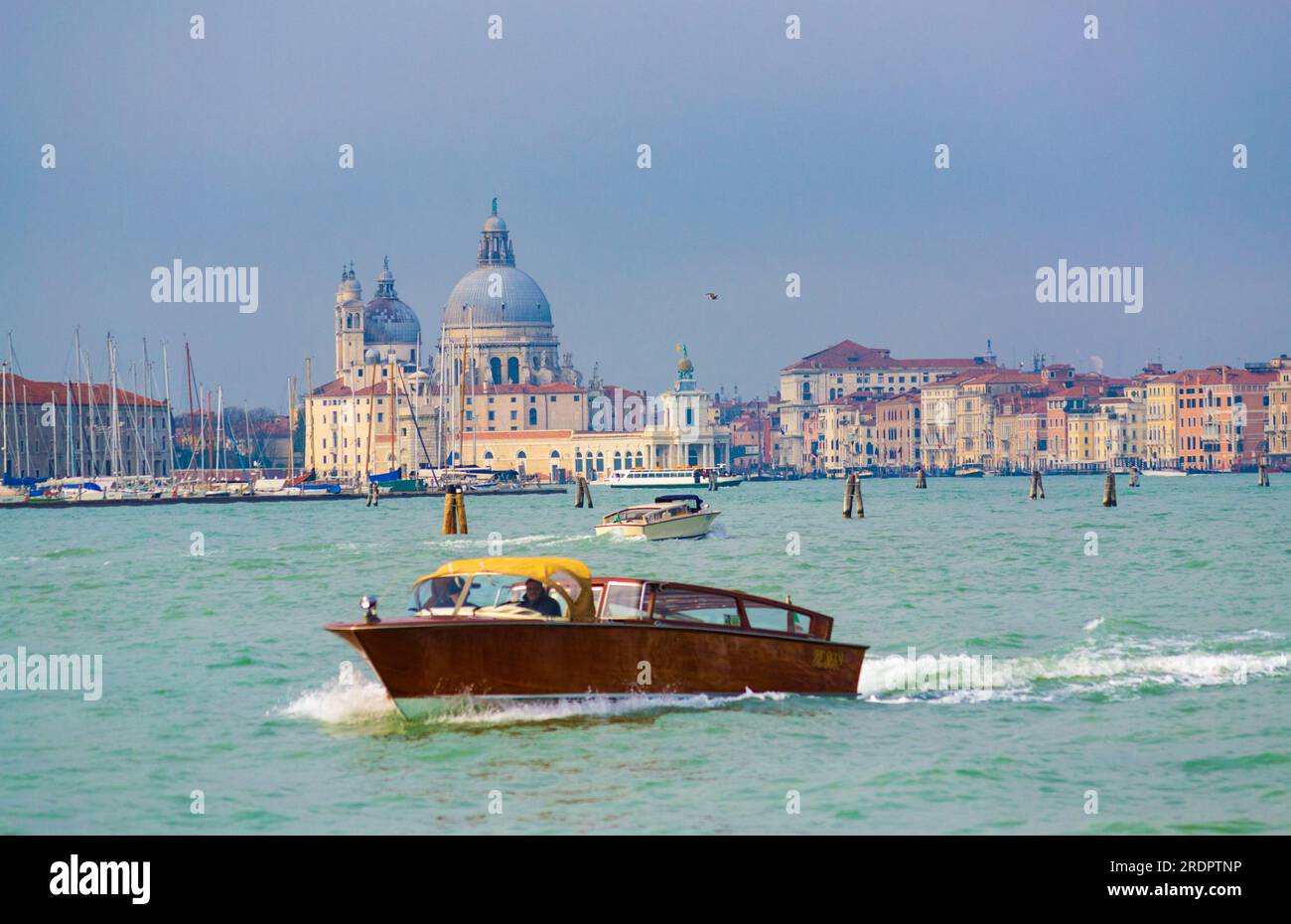 Morning view of Venice lagoon with iconic buildings, San Giorgio ...