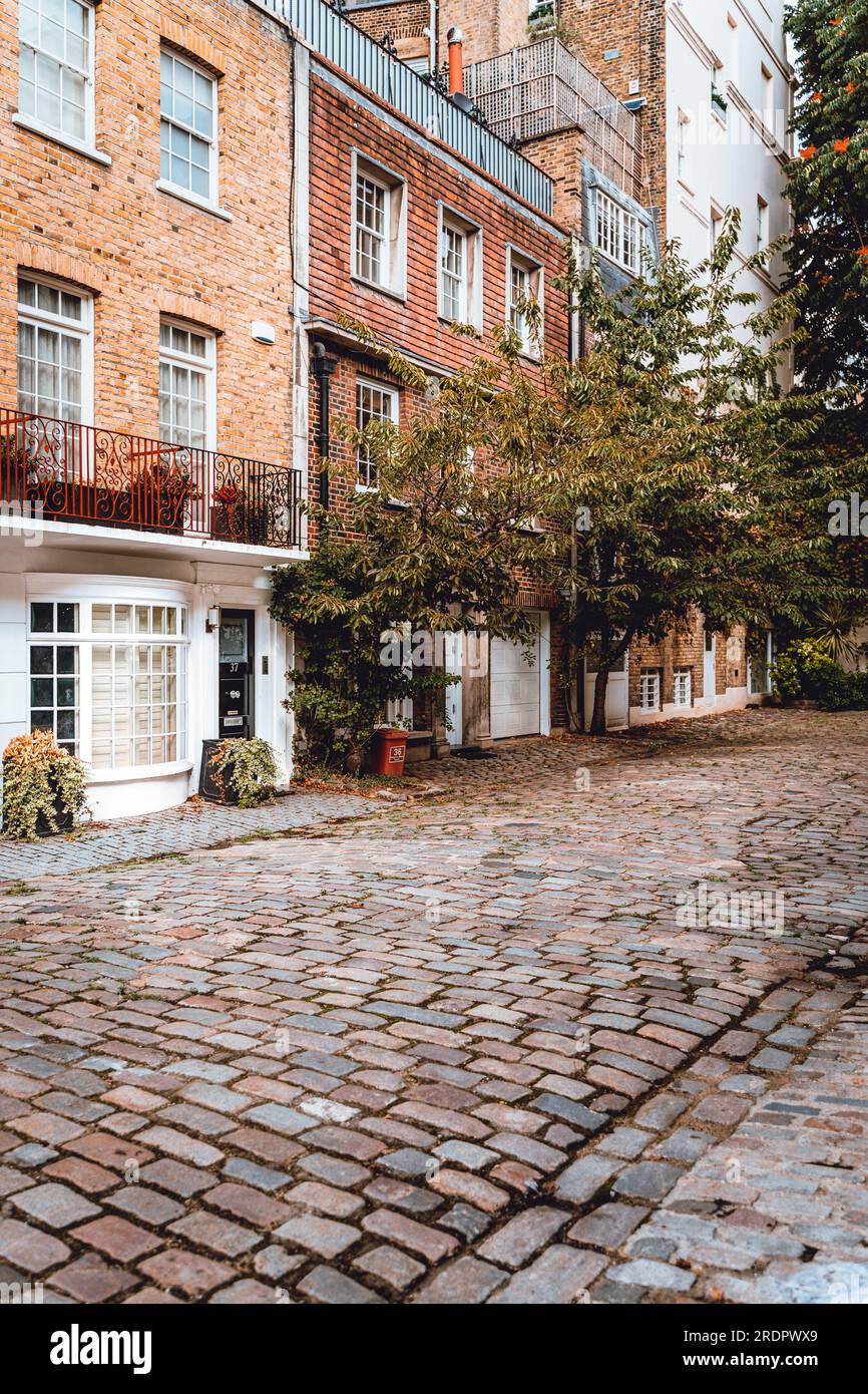 Residental neighborhood hi-res stock photography and images - Alamy