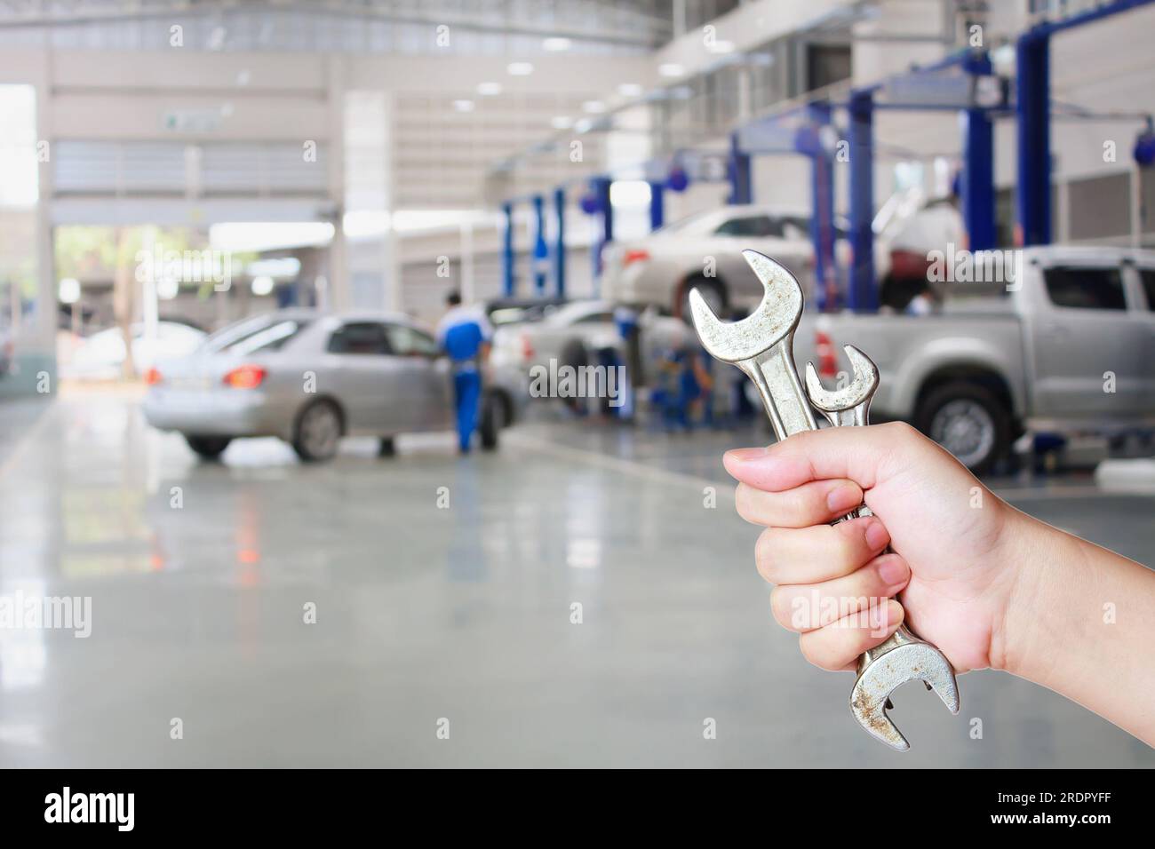 Car inspection centre hi-res stock photography and images - Alamy