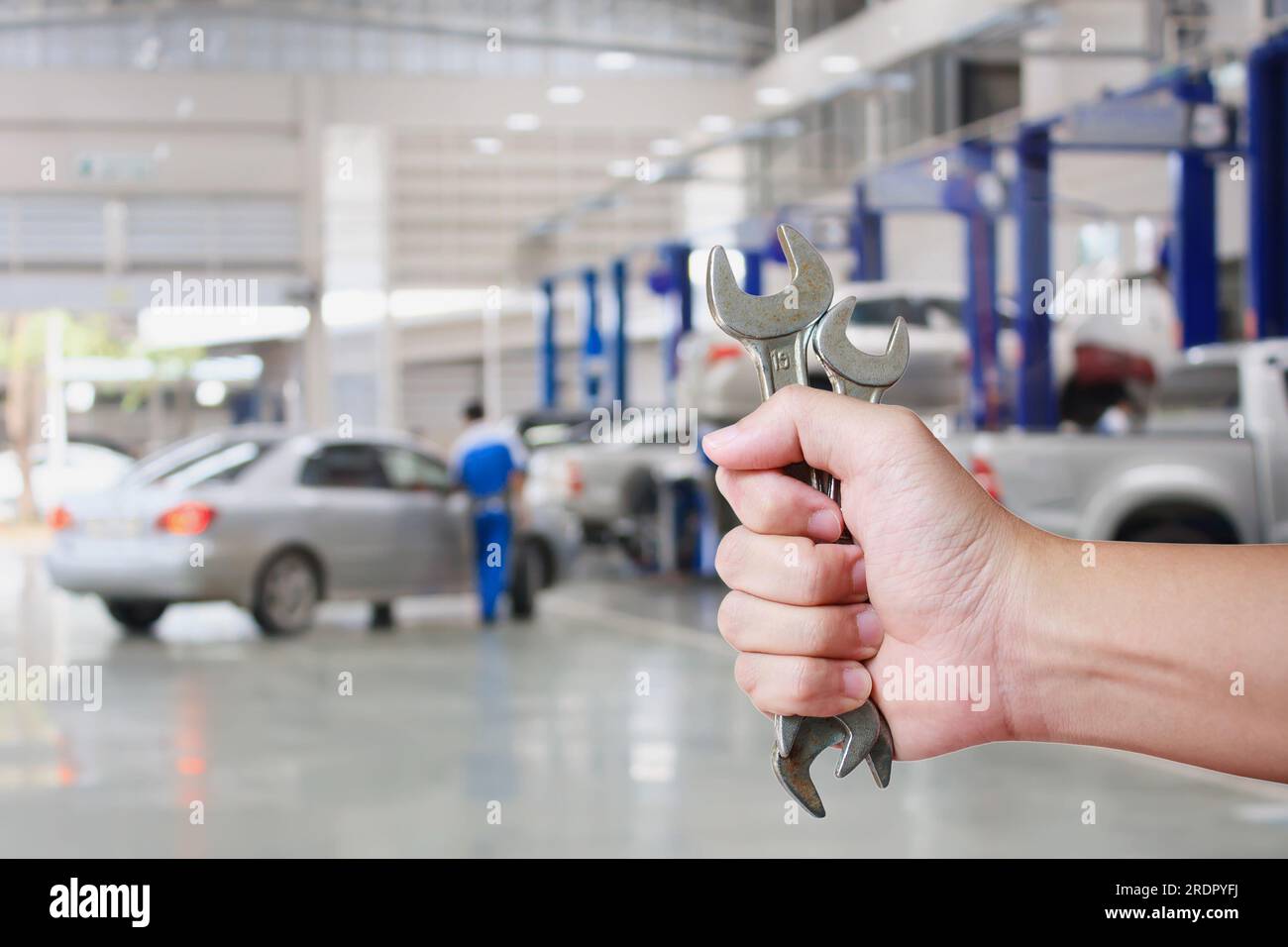 Car inspection centre hi-res stock photography and images - Alamy