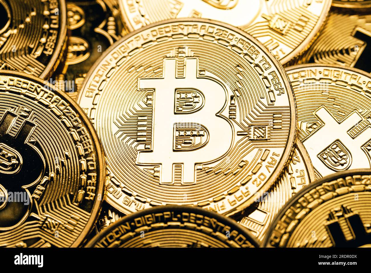 Currency metal icon bitcoin design hi-res stock photography and images ...