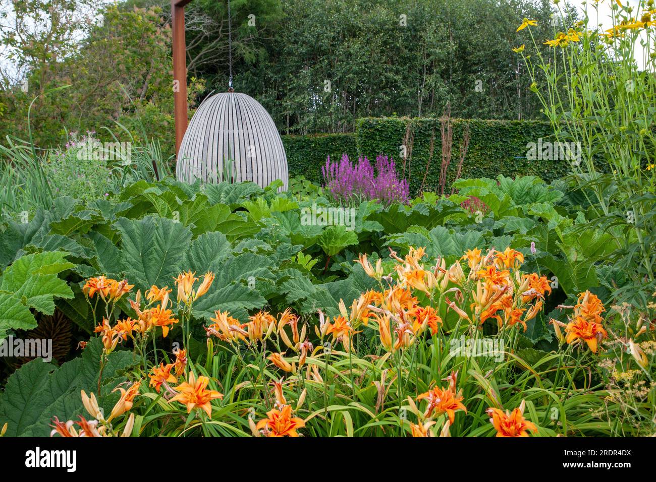 The Gravel Garden by garden designer Tom Massey supported by Sarah Mead ...