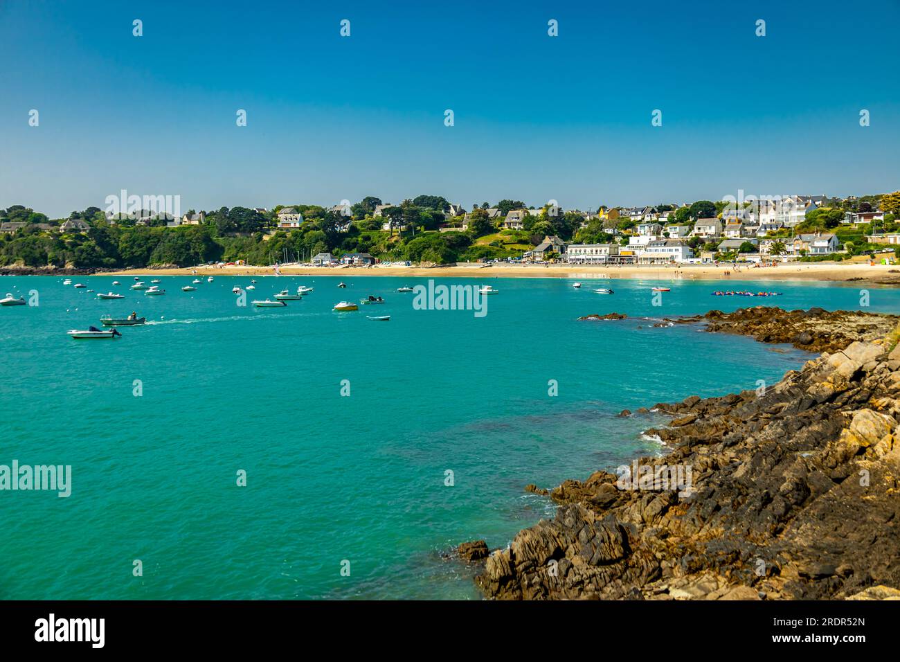Scenic hike to Pointe du Grouin in beautiful Brittany - Cancale ...