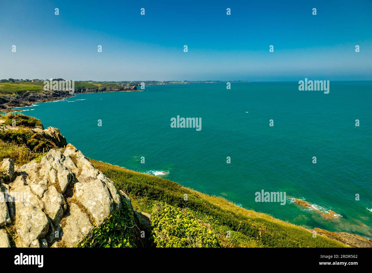 Scenic hike to Pointe du Grouin in beautiful Brittany - Cancale ...