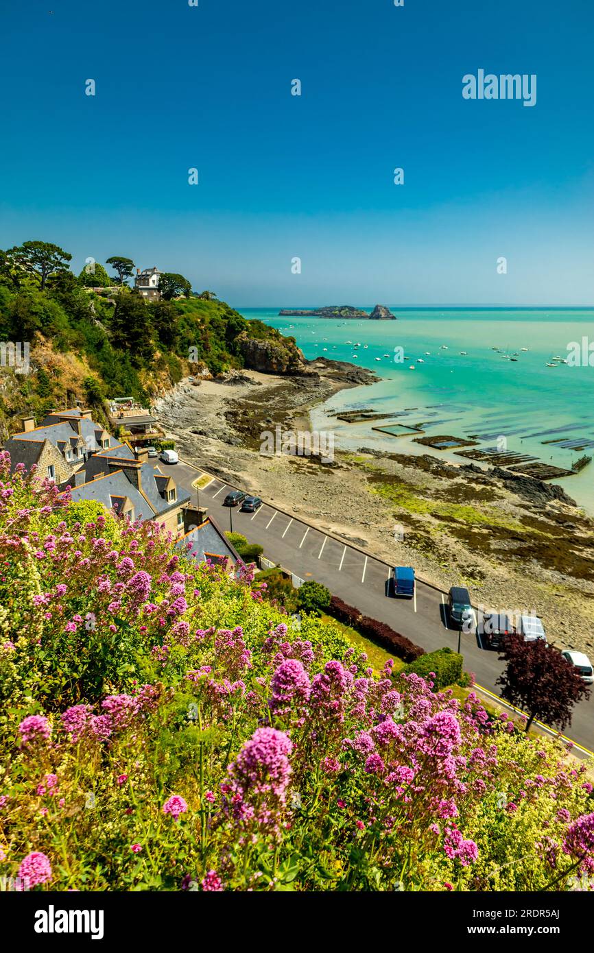 Scenic hike to Pointe du Grouin in beautiful Brittany - Cancale ...