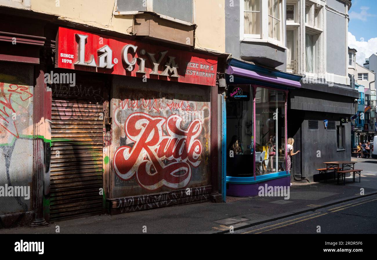 Tatty brighton hi-res stock photography and images - Alamy