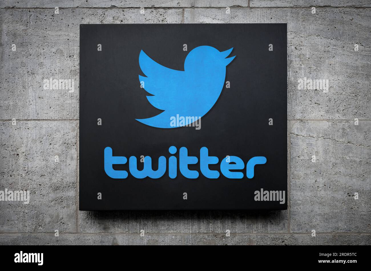 Twitter - social media and social networking service Stock Photo - Alamy