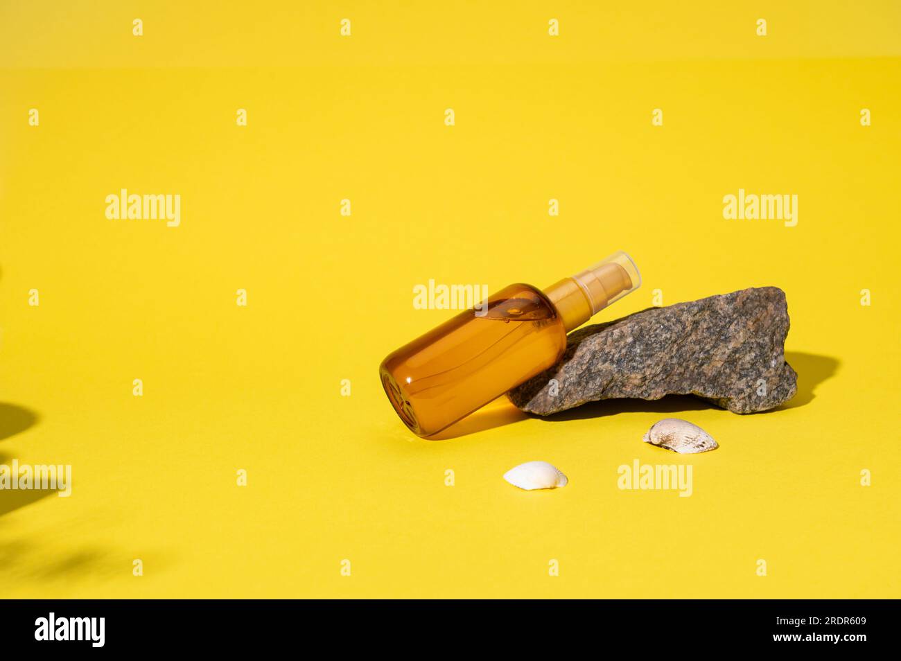 Sunscreen ad template. Skincare during sunbathing under sunshine ...