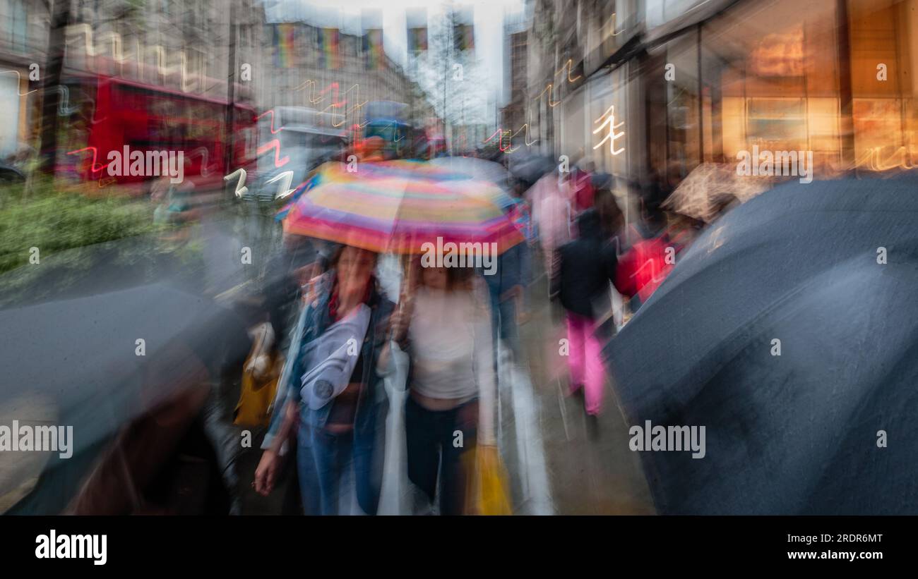 London tourists busy concept hi-res stock photography and images - Alamy