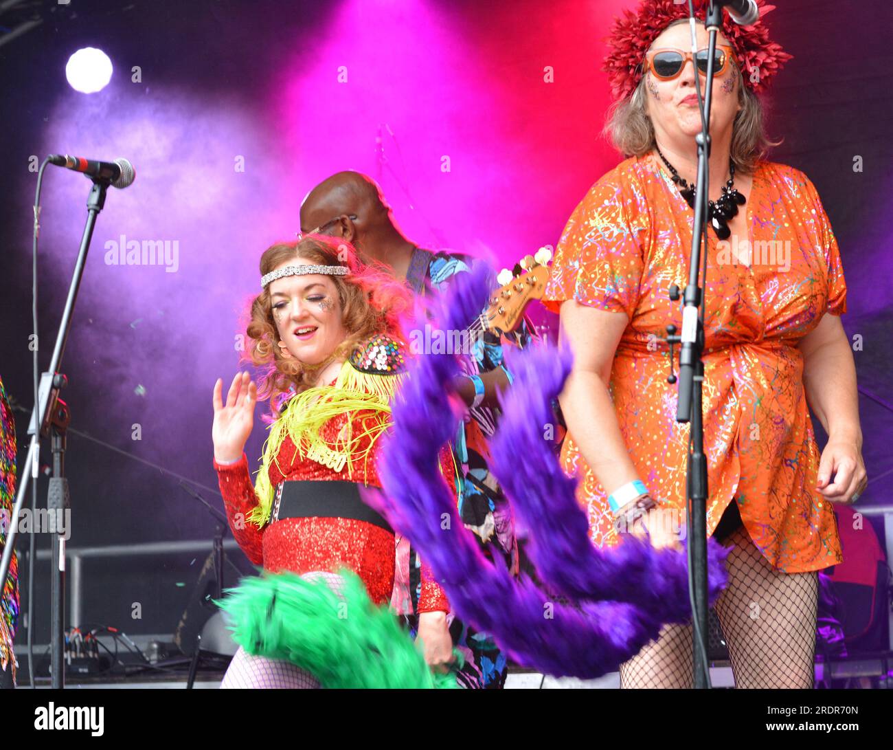 Erasure band hi-res stock photography and images - Alamy