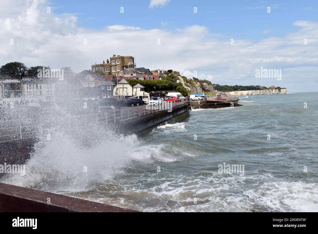 The jetty broadstairs hi-res stock photography and images - Alamy