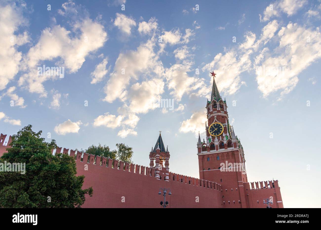 Moscow, Russia - 07.03.2023 - Red square, walls of the Kremlin Stock ...