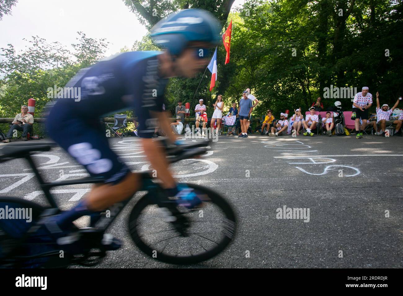 Domancy, France 18th July 2023: Tour de france fans cheering a cyclist ...