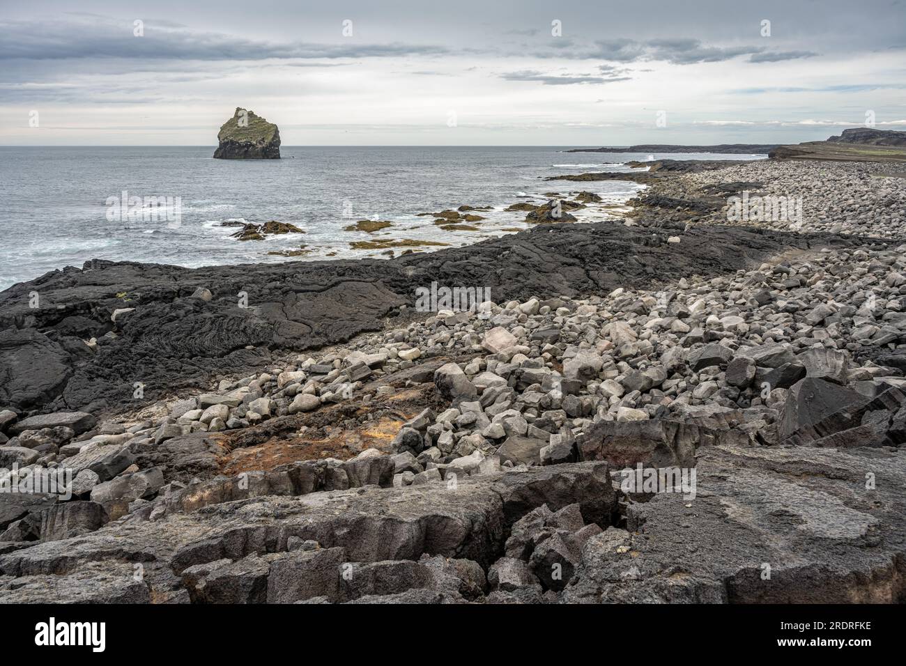 Valahnukamol Cliffs, Reykjanesviti Beach, Reykjanes Peninsular, Iceland ...