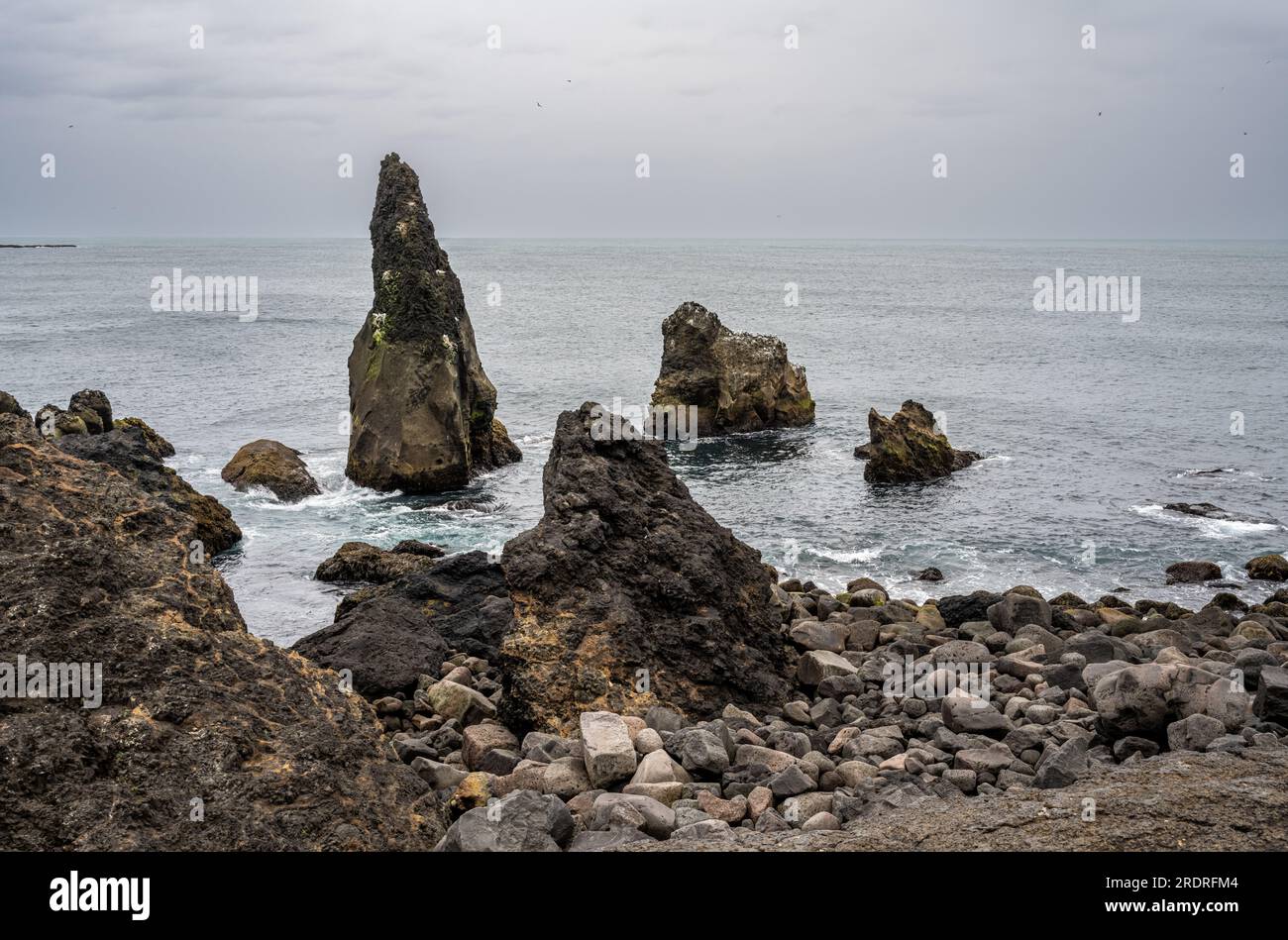 Valahnukamol Cliffs, Reykjanesviti Beach, Reykjanes Peninsular, Iceland ...