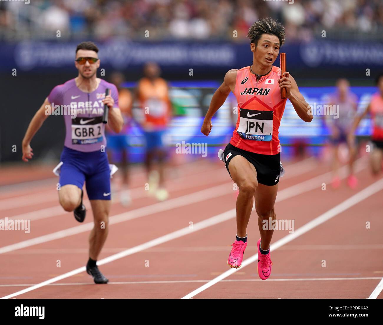 Koki Ueyama coming home to win for Japan in the Men's 4x100m Relay ...