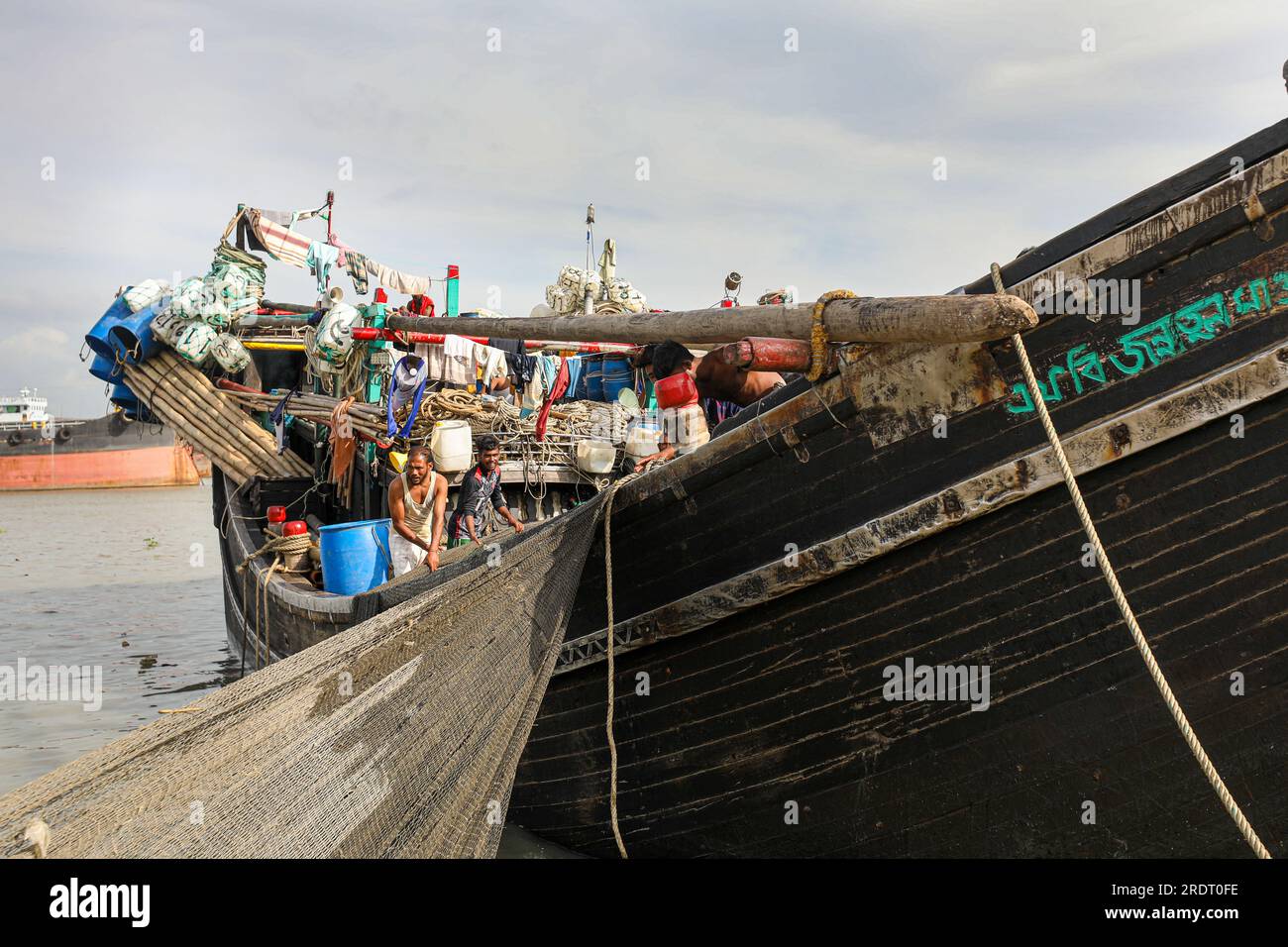 Chattogram coast hi-res stock photography and images - Alamy