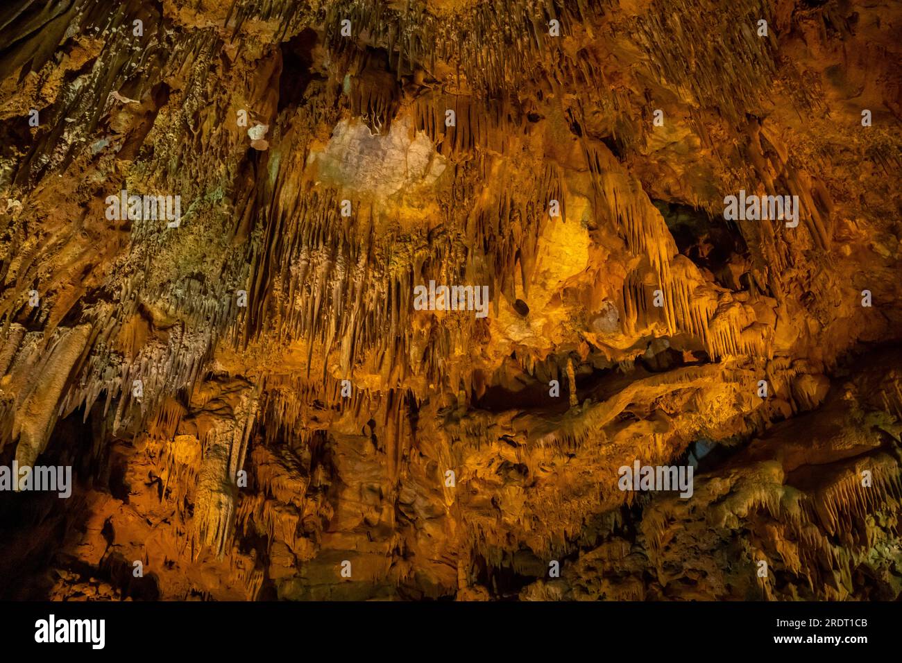 Alanya Dim Cave stalagmites and stalactites formation Stock Photo - Alamy