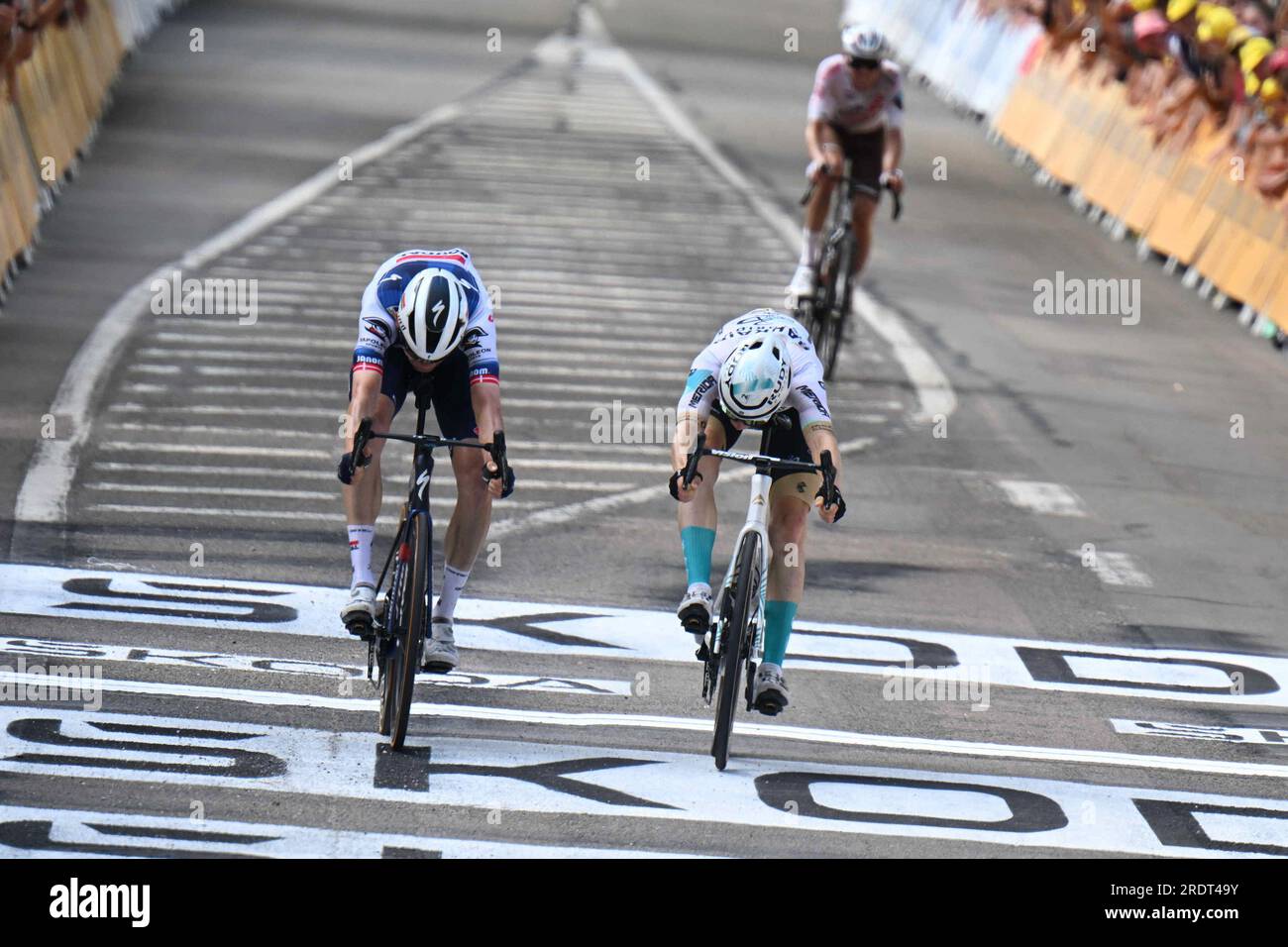 Mateh Mohoric Slovenia Bahrain Victprious beats kasper Asgren Denmark Soudal Quick Step by teh ...