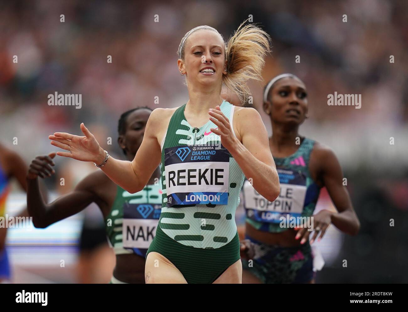 Jemma Reekie of Great Britain wins the Women's 800m during The London ...