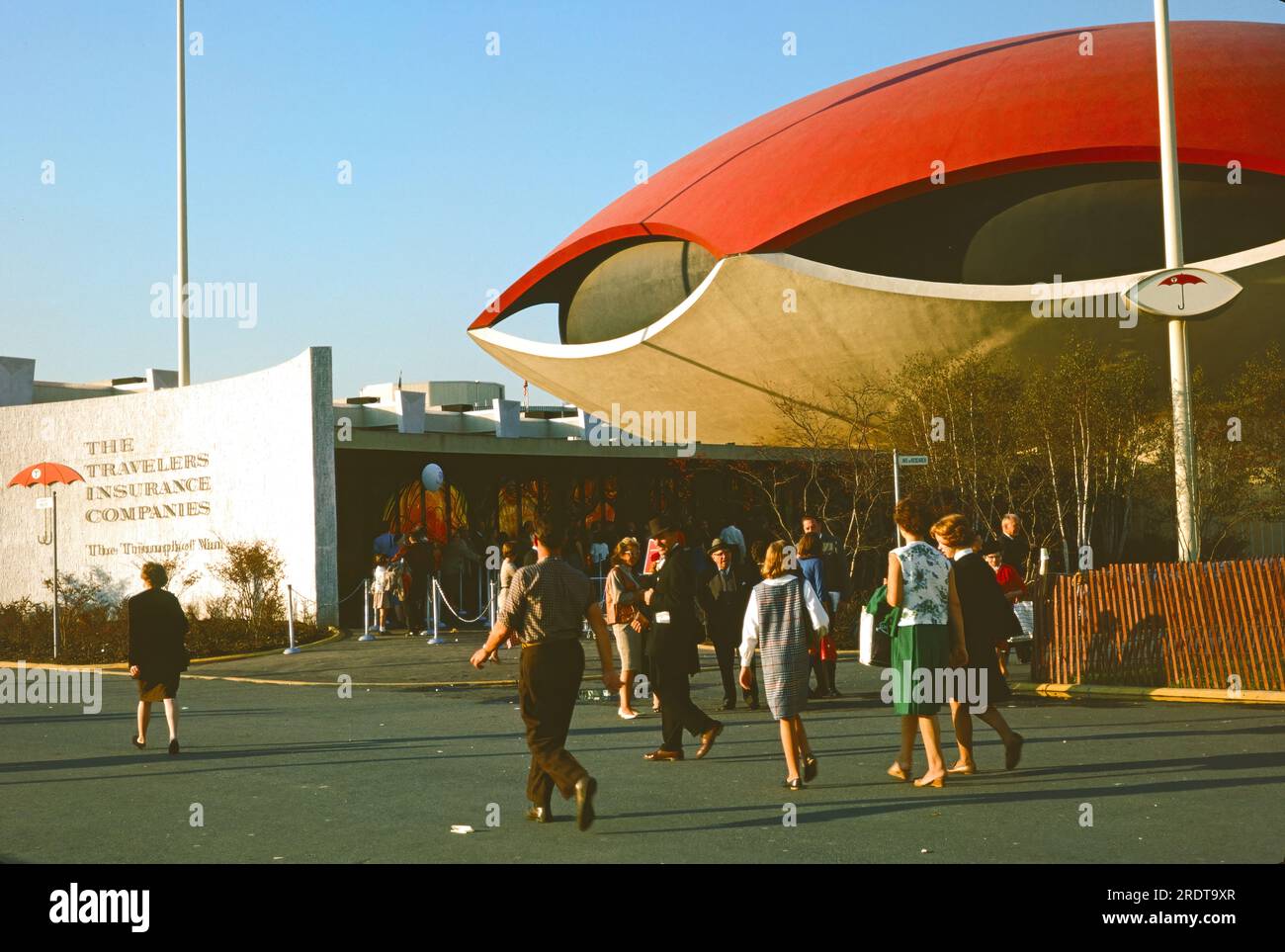 Pictures of the world's fair at Flushing Meadows-Corona Park in Queens ...