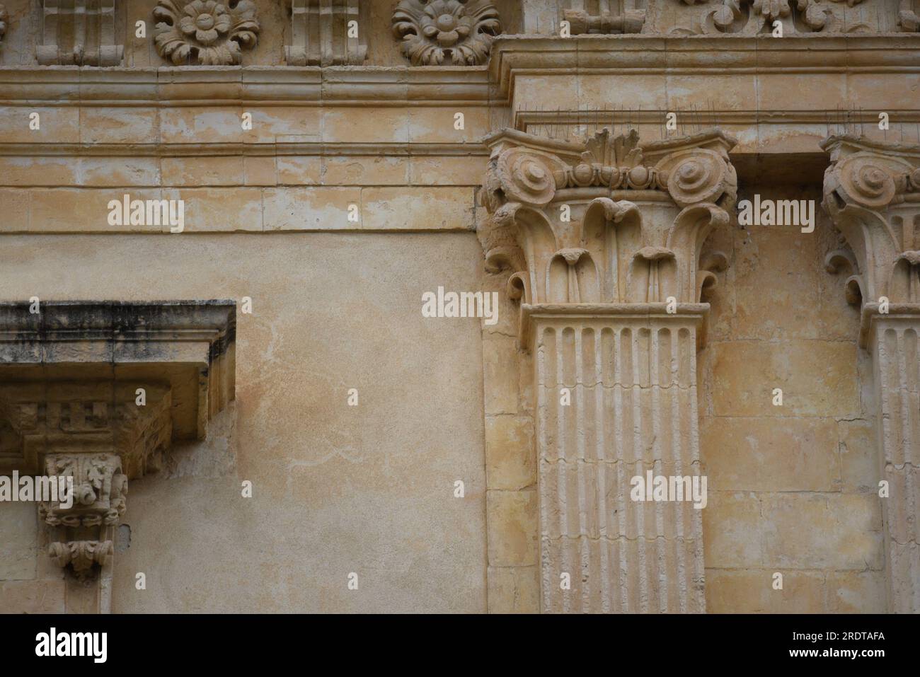 Archaic Corinthian style column in Noto Sicily, Italy Stock Photo - Alamy
