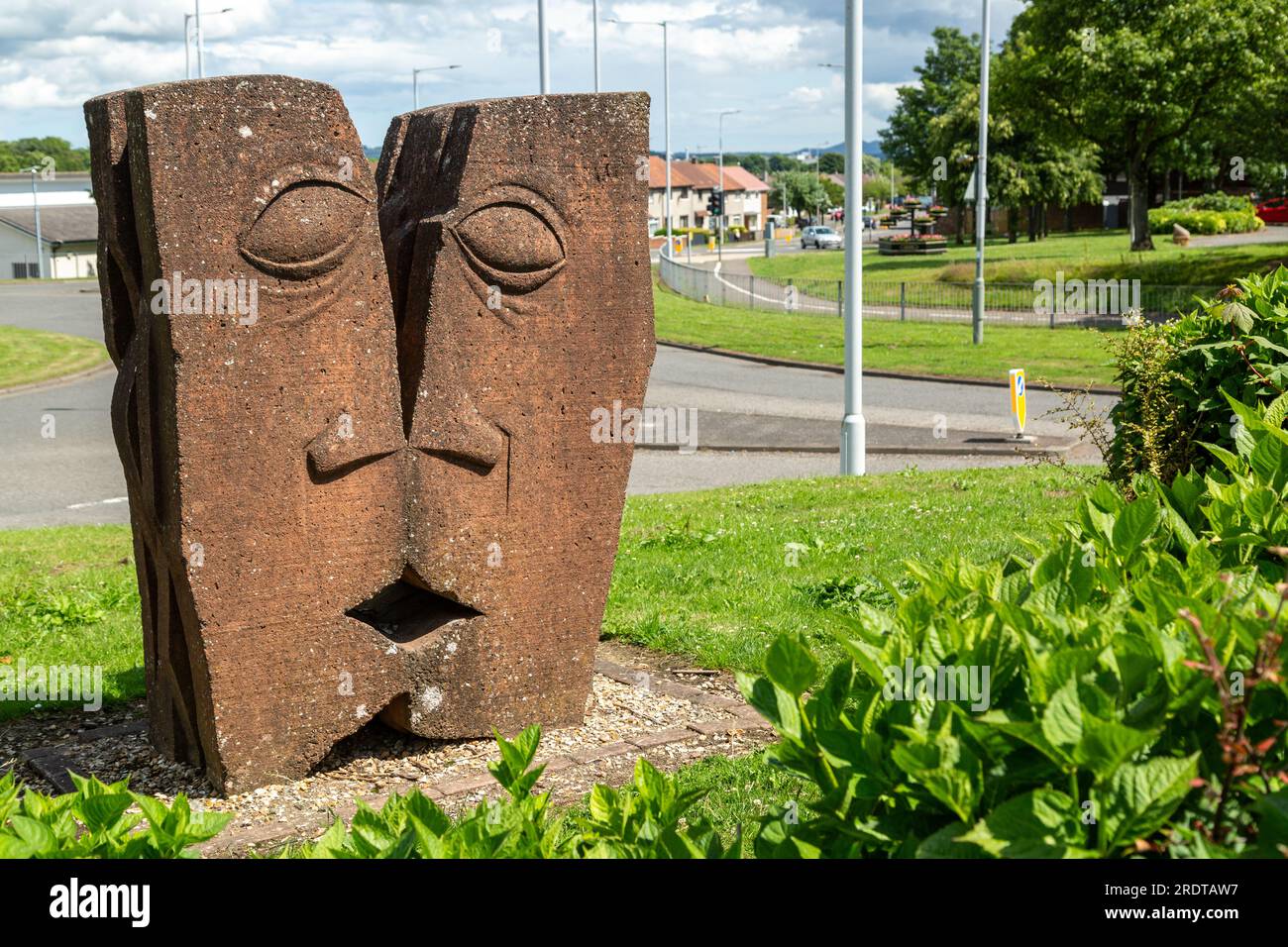 Twa Heids by Artist David Harding Glenrothes, Fife, Scotland Stock ...