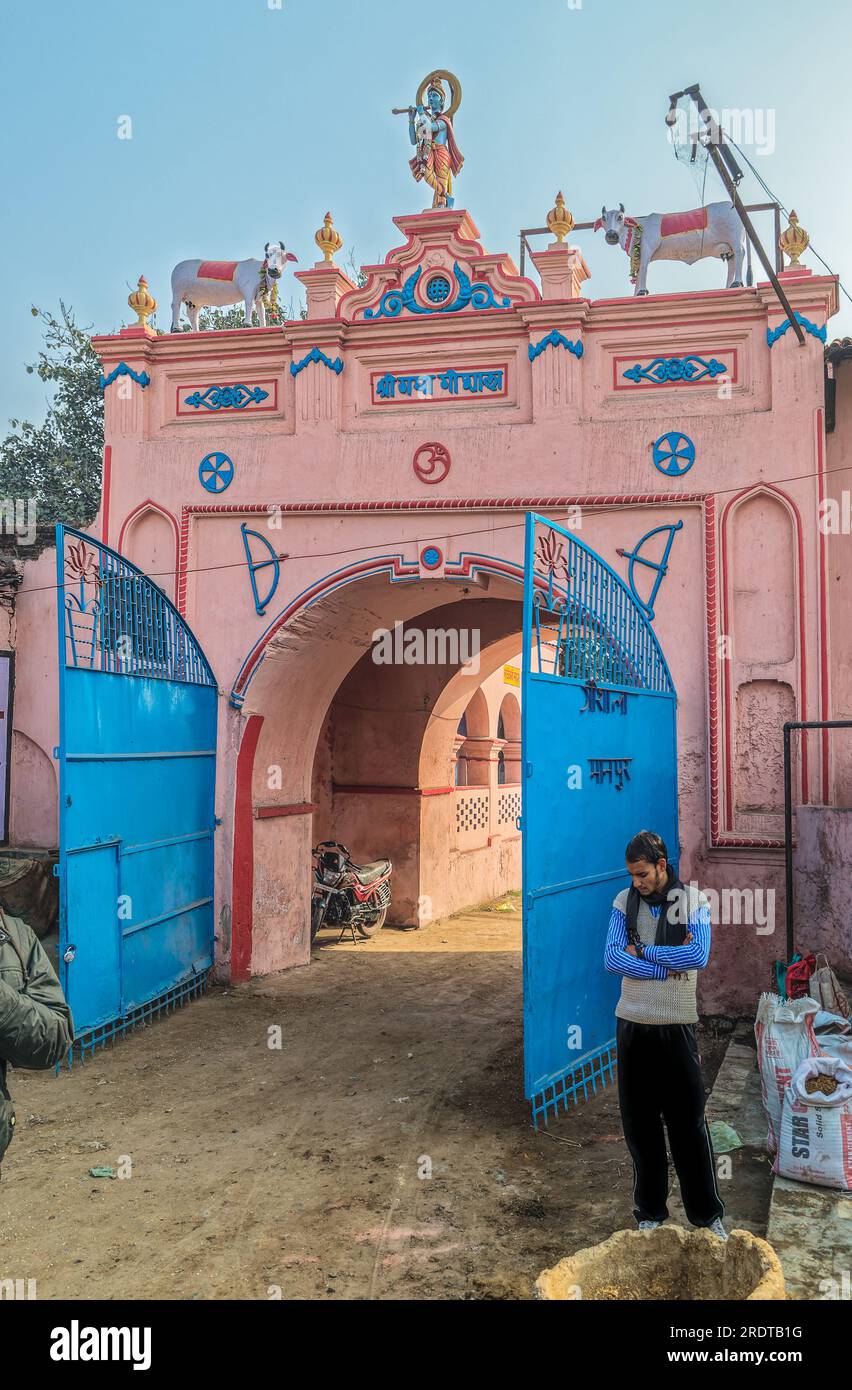 12 23 2014 Vintage Stucco work of Krishna and Cow on Entrance of ...