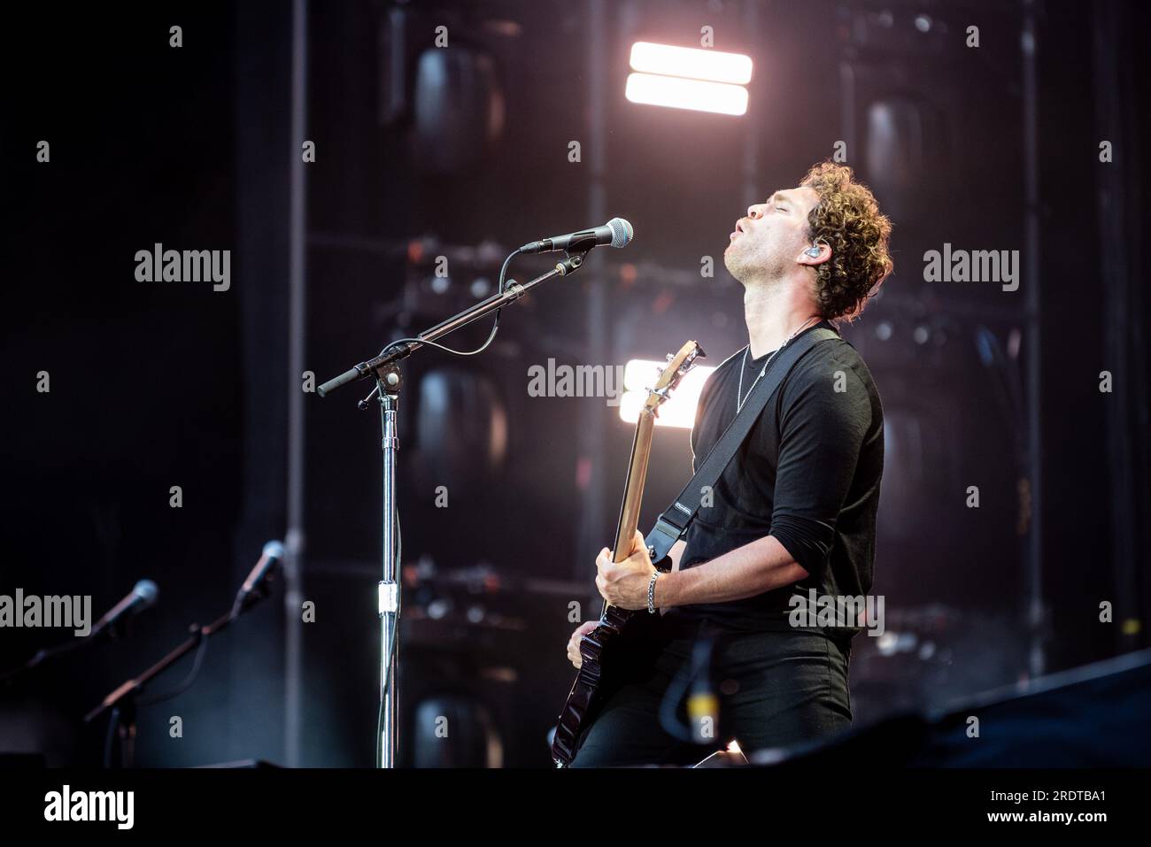 Mike Kerr (Royal Blood Stock Photo - Alamy