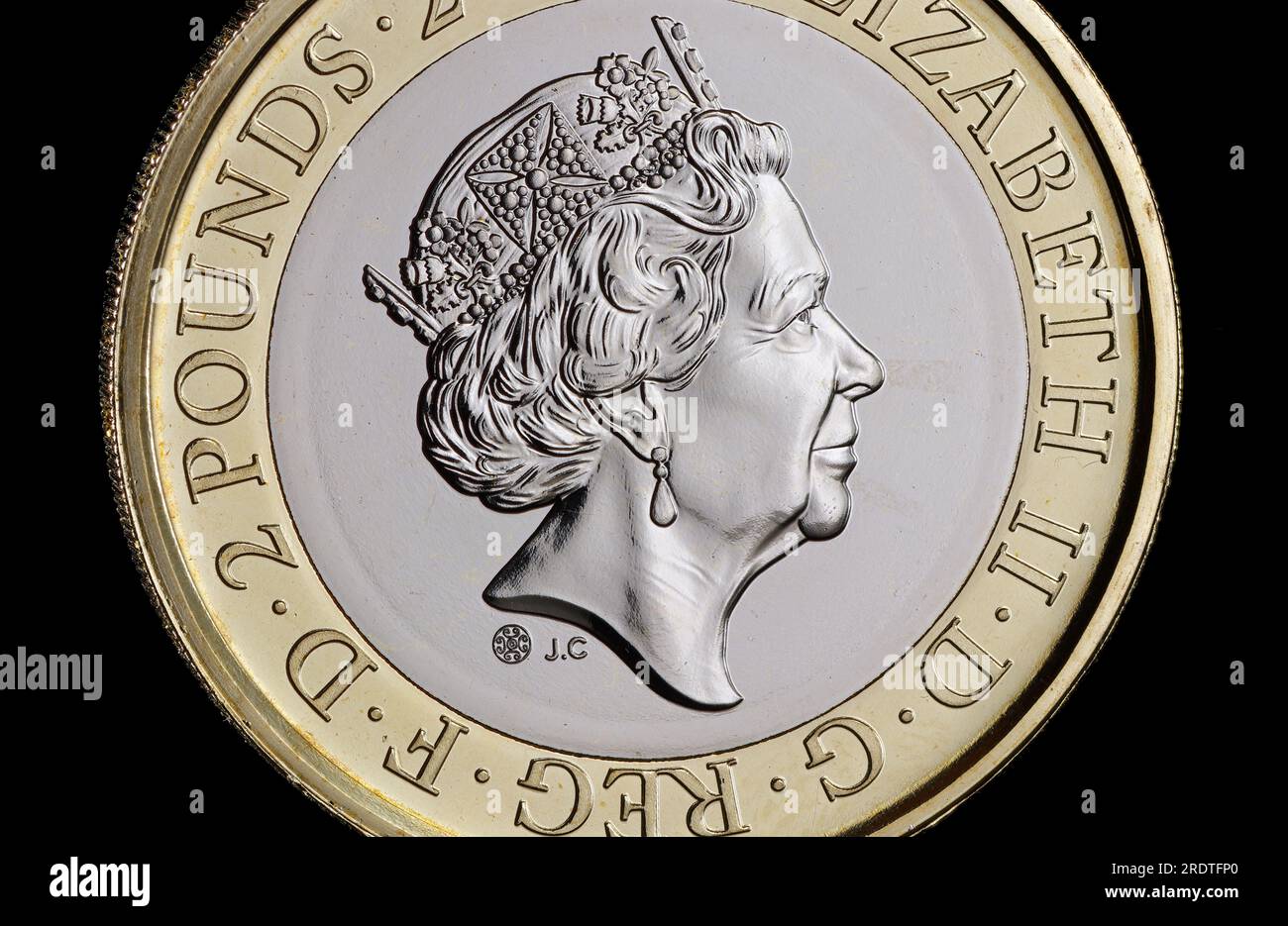 The 5th & final coin portrait of Queen Elizabeth II by Jody Clark. Seen ...