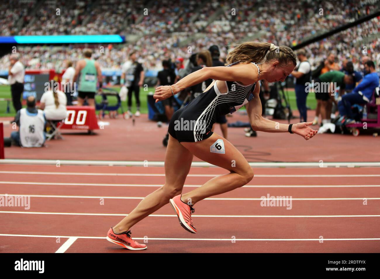 London, UK. 23rd July 23. Femke BOL (Netherlands, Holland) out of the ...