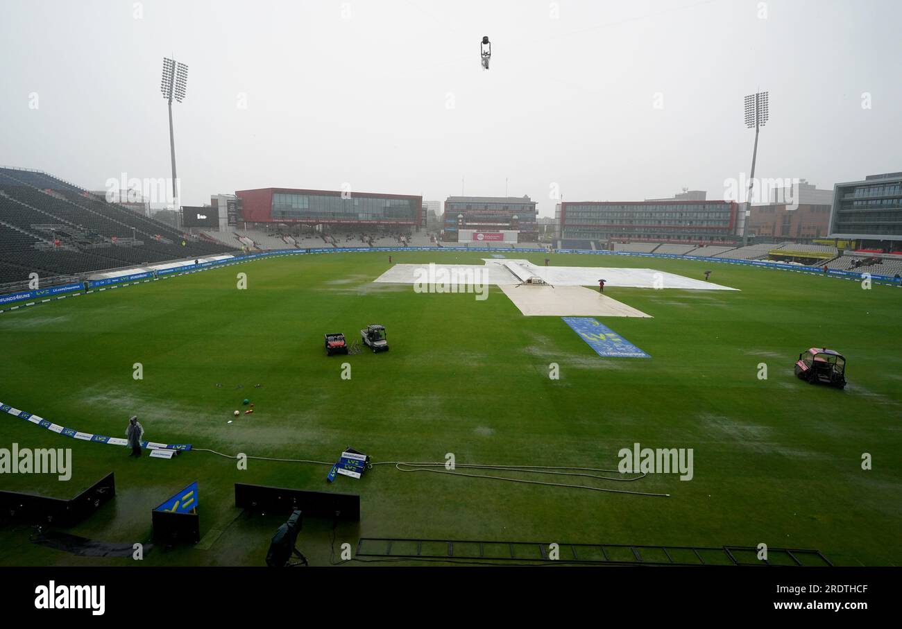 Lv insurance ashes test series hi-res stock photography and images - Alamy