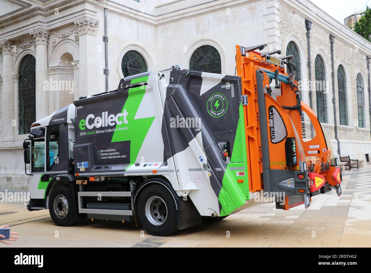 A FULLY ELECTRIC DENNIS EAGLE ELITE NARROW 6 X 2 REFUSE COLLECTION ...