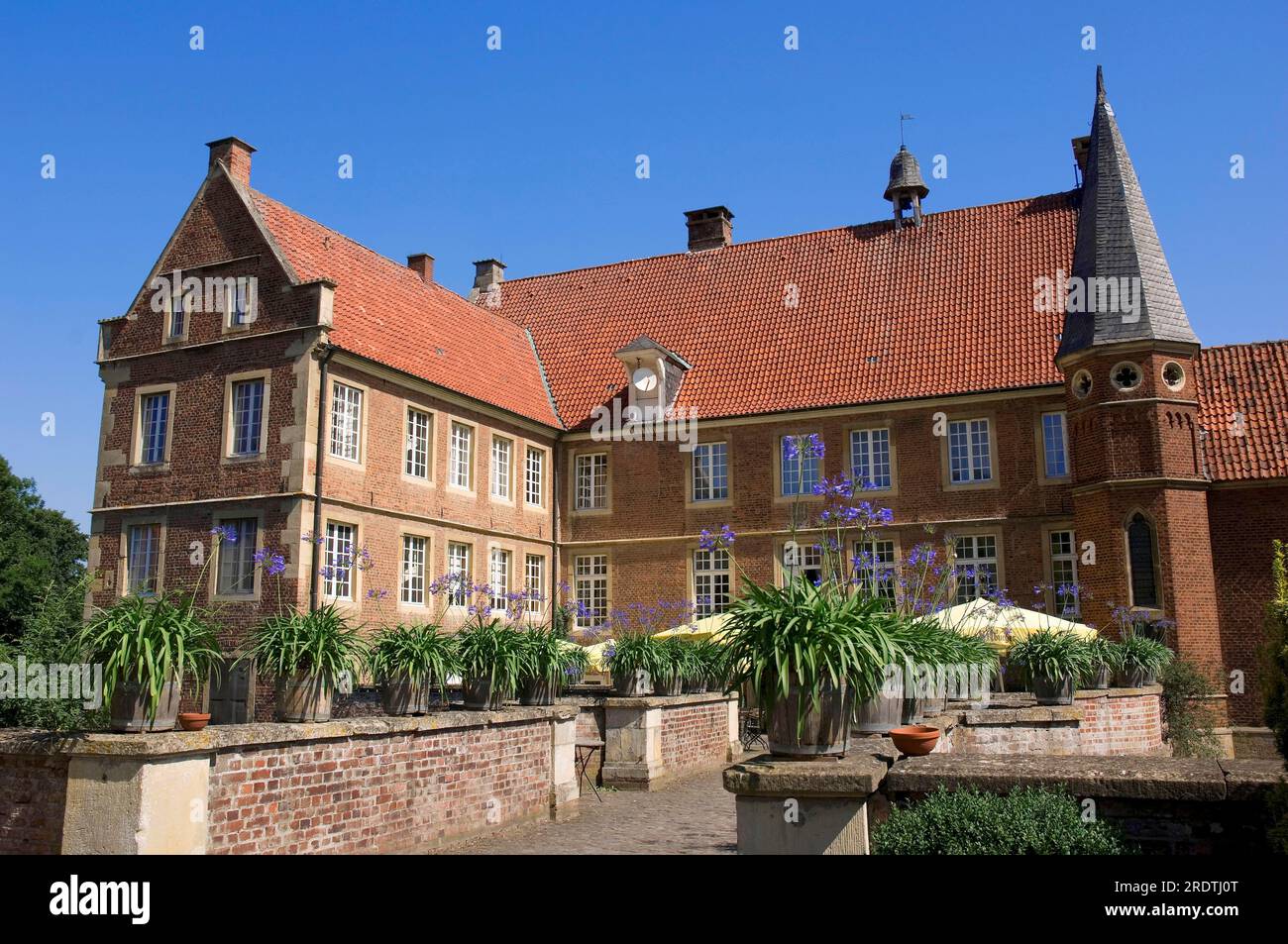 Moated castle Huelshoff, castle, Droste-, birthplace of the poet ...