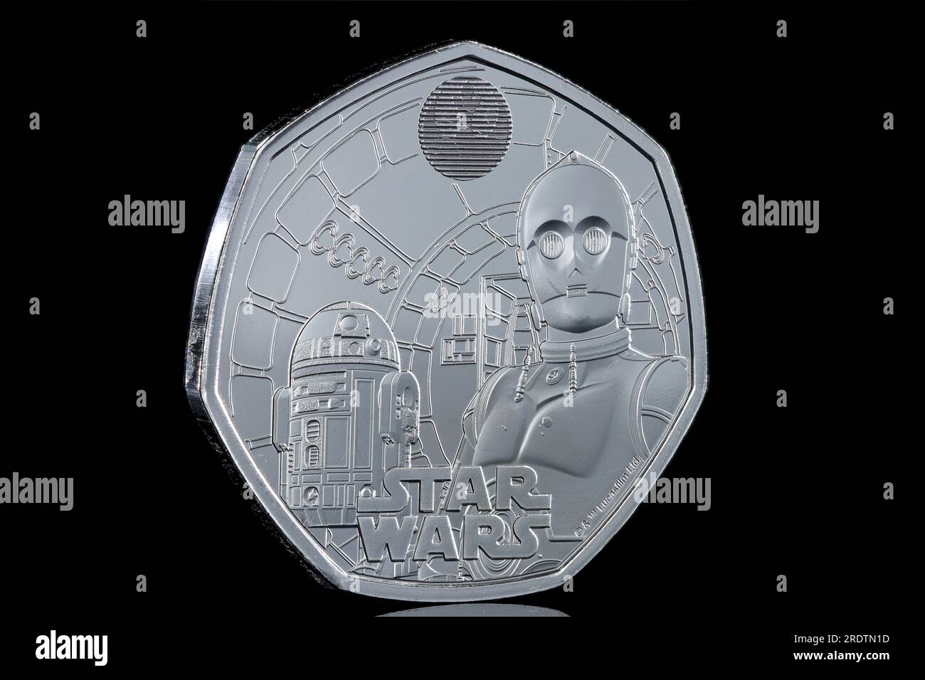 2023 Star Wars 50p coin featuring R2-D2 & C-3PO with King Charles III ...