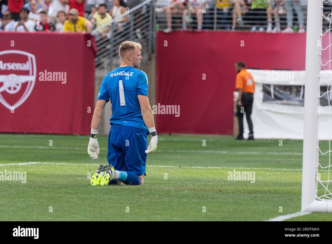 Arsenal goalkeeper aaron ramsdale 1 hi-res stock photography and images ...