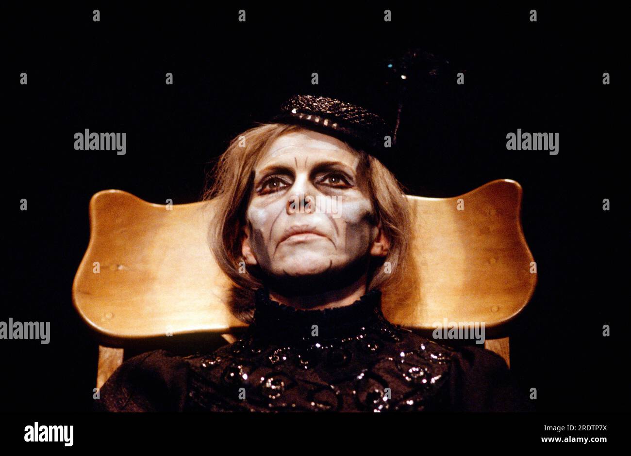 Billie Whitelaw (Woman) in ROCKABY written & directed by Samuel Beckett ...