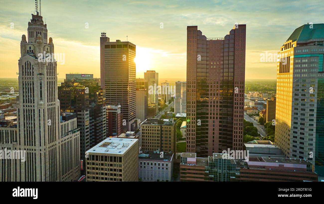 Vern riffe office tower hi-res stock photography and images - Alamy