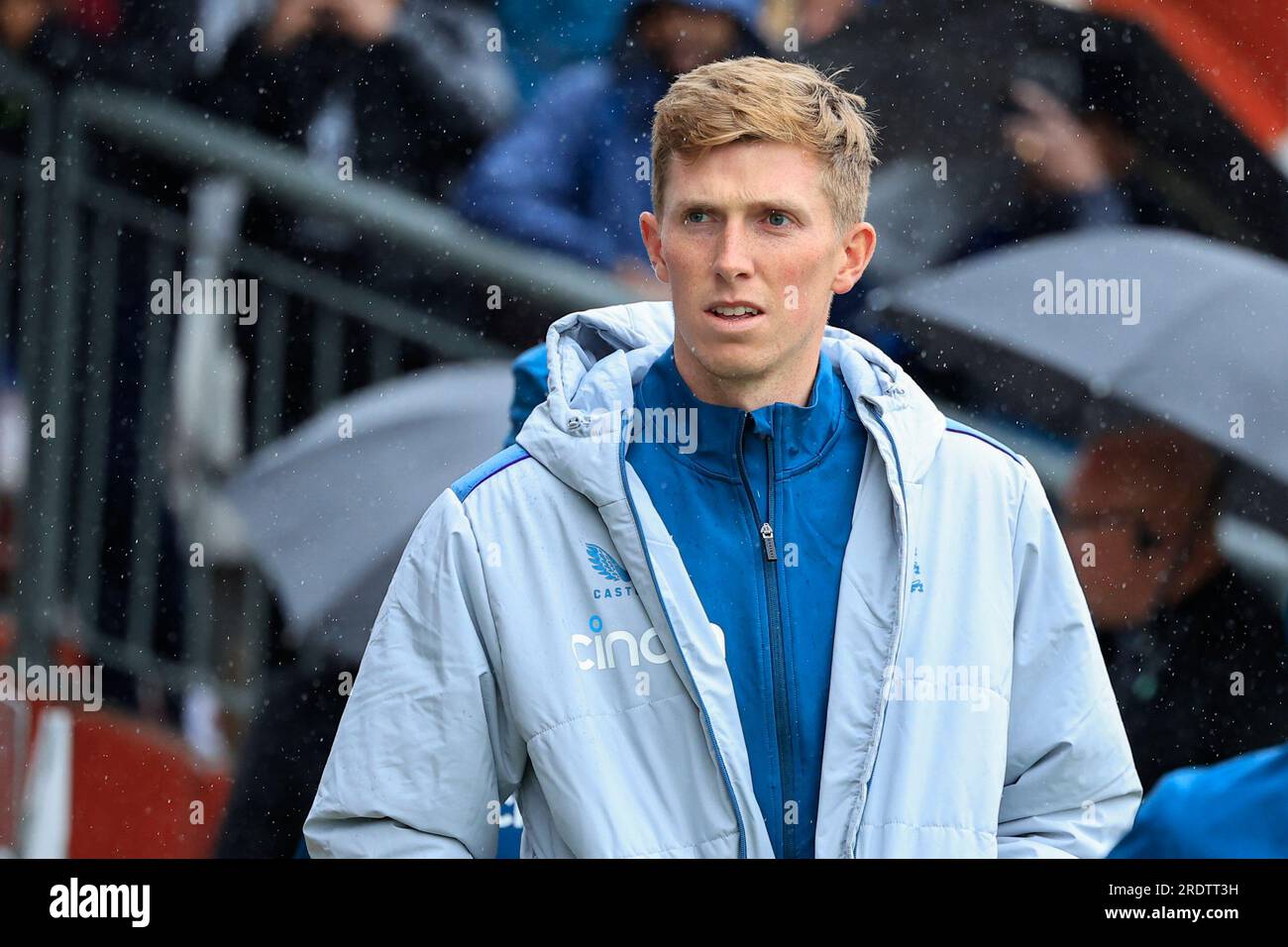 Manchester, UK. 23rd July, 2023. Zac Crawley of England comes out to ...