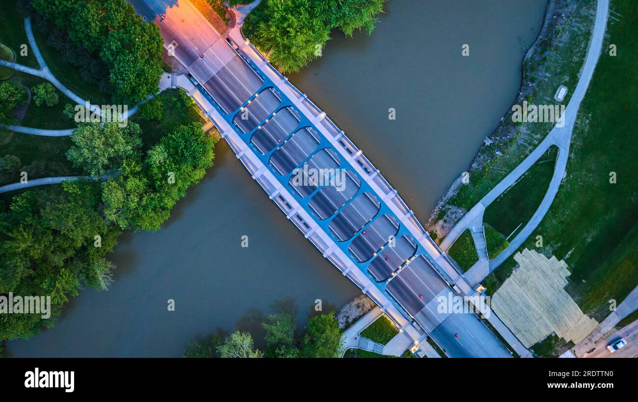 Dr martin luther king jr memorial bridge hi-res stock photography and ...