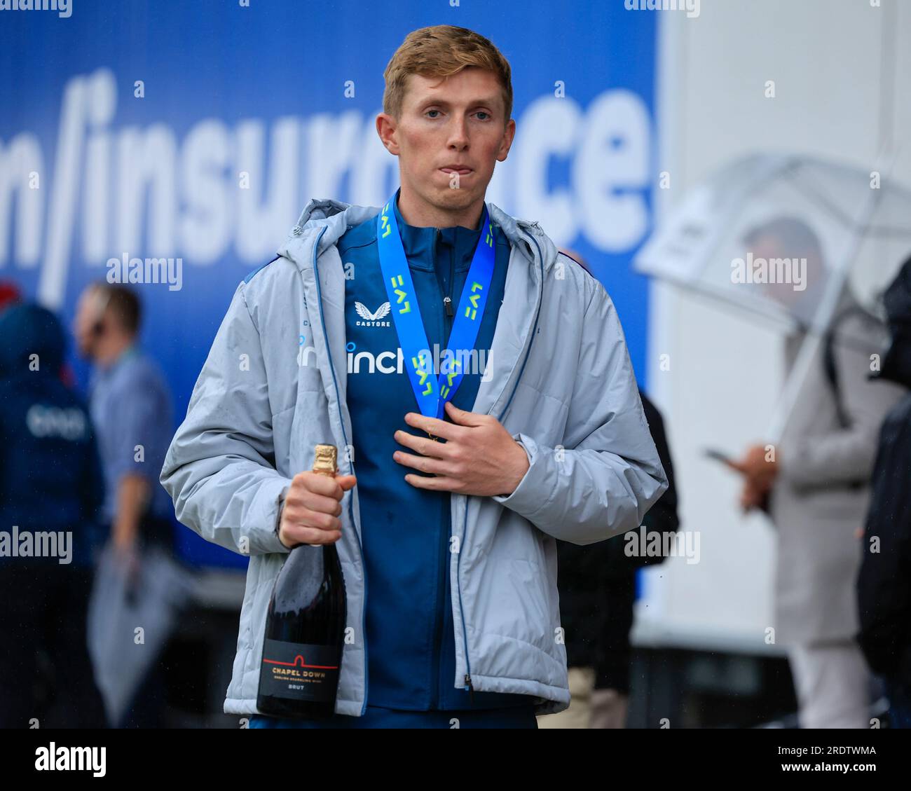 Man of the match and series hi-res stock photography and images - Alamy