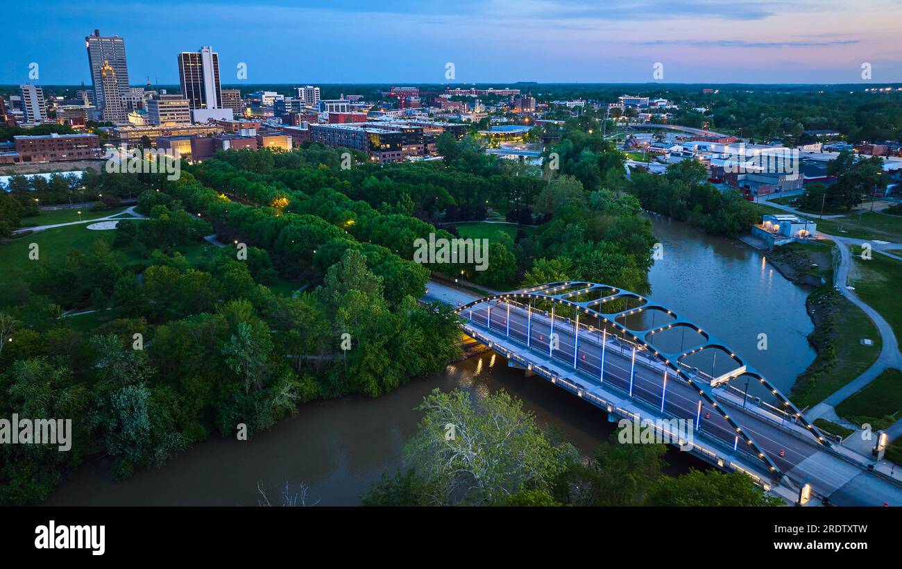 Dr martin luther king jr memorial bridge hi-res stock photography and ...