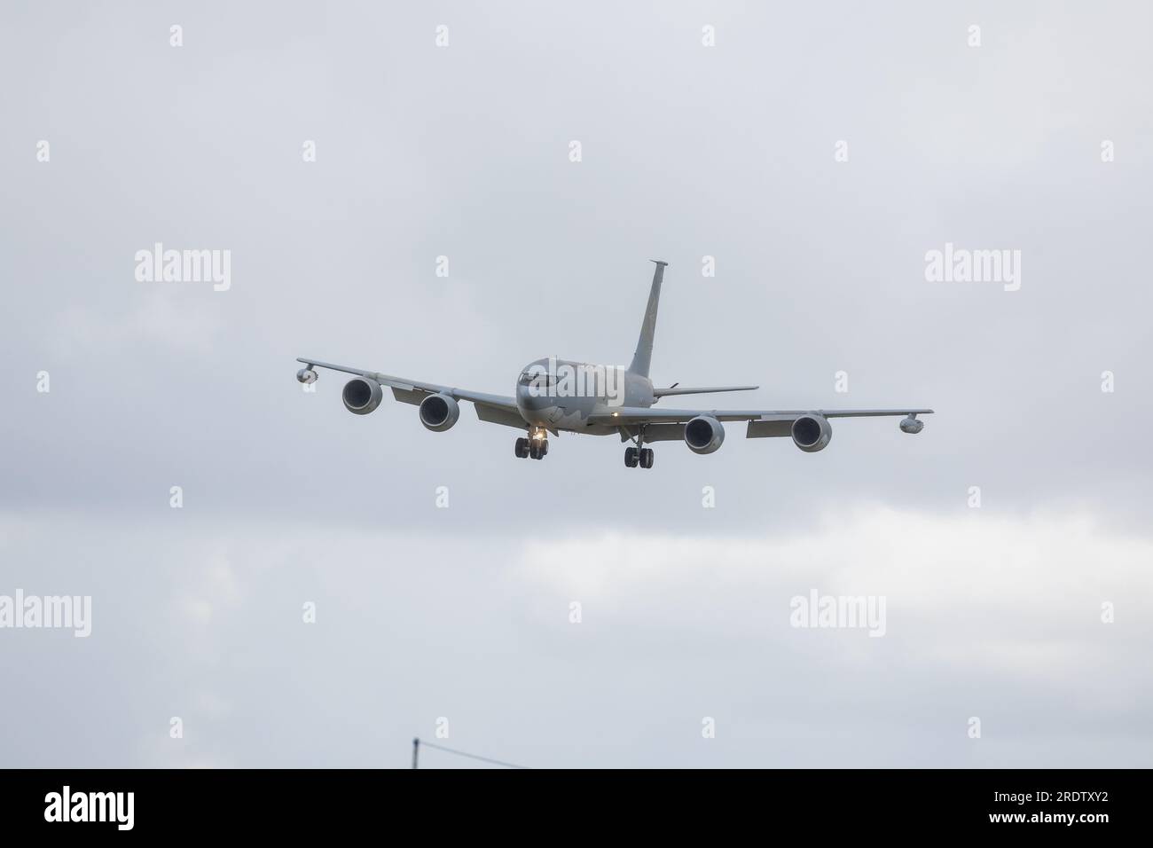 Boeing KC-135R Stratotanker Metrea, arriving at RAF Fairford for the ...