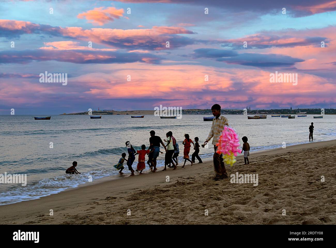 Kulasai hi-res stock photography and images - Alamy