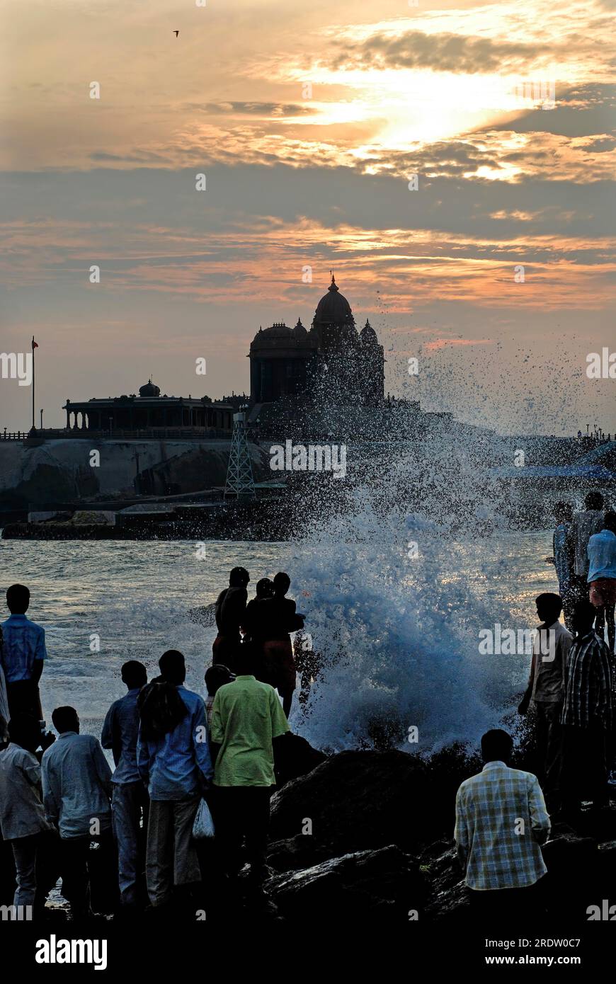 Sunrise view of Vivekananda Rock Memorial in Kanyakumari, Tamil Nadu ...