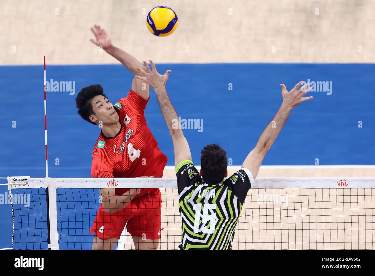 Kento miyaura hi-res stock photography and images - Alamy