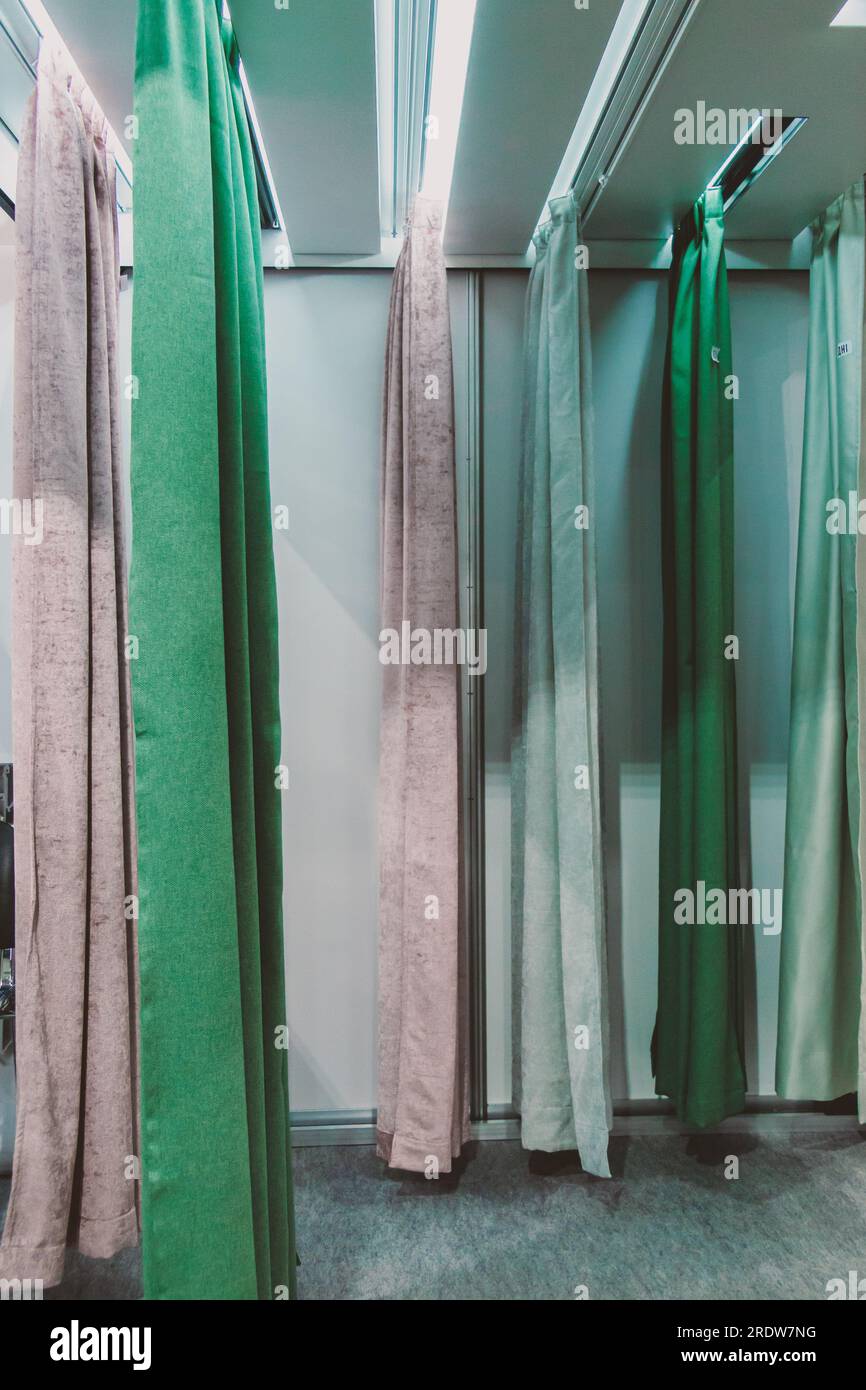 Curtainsprofile hi-res stock photography and images - Alamy