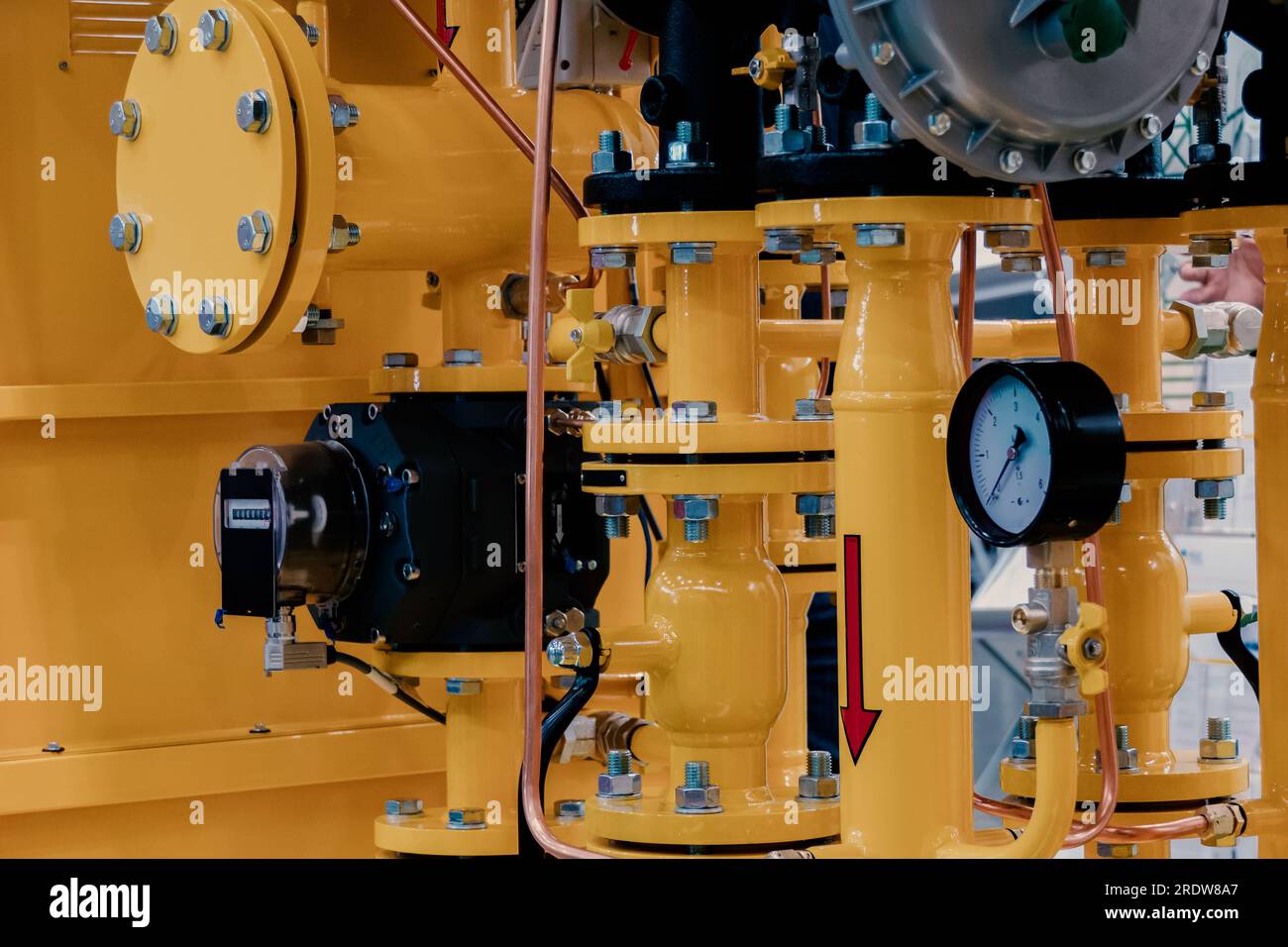Gas control station for reducing gas pressure and counting the amount ...