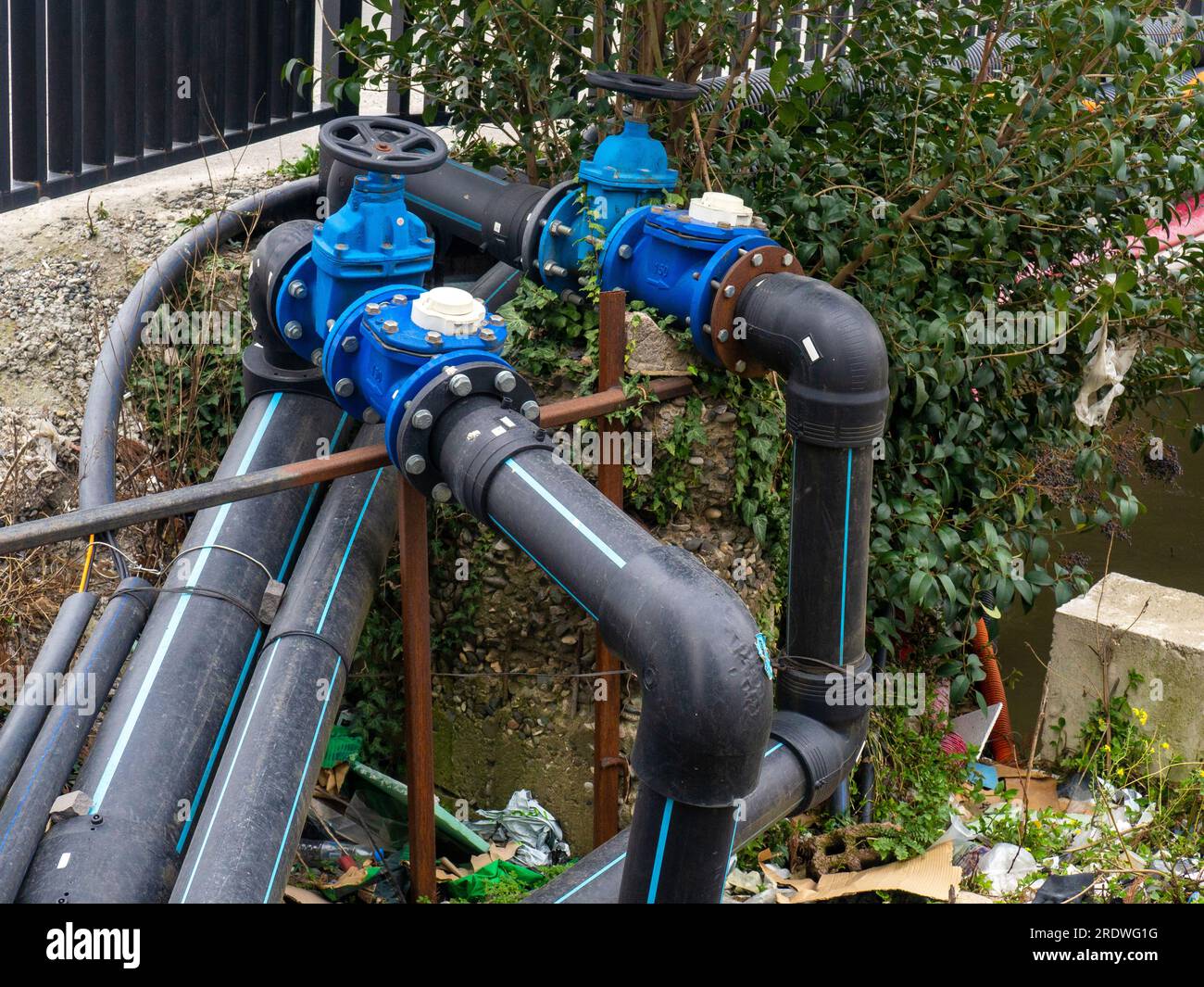 Outdoor gas tap hi-res stock photography and images - Alamy