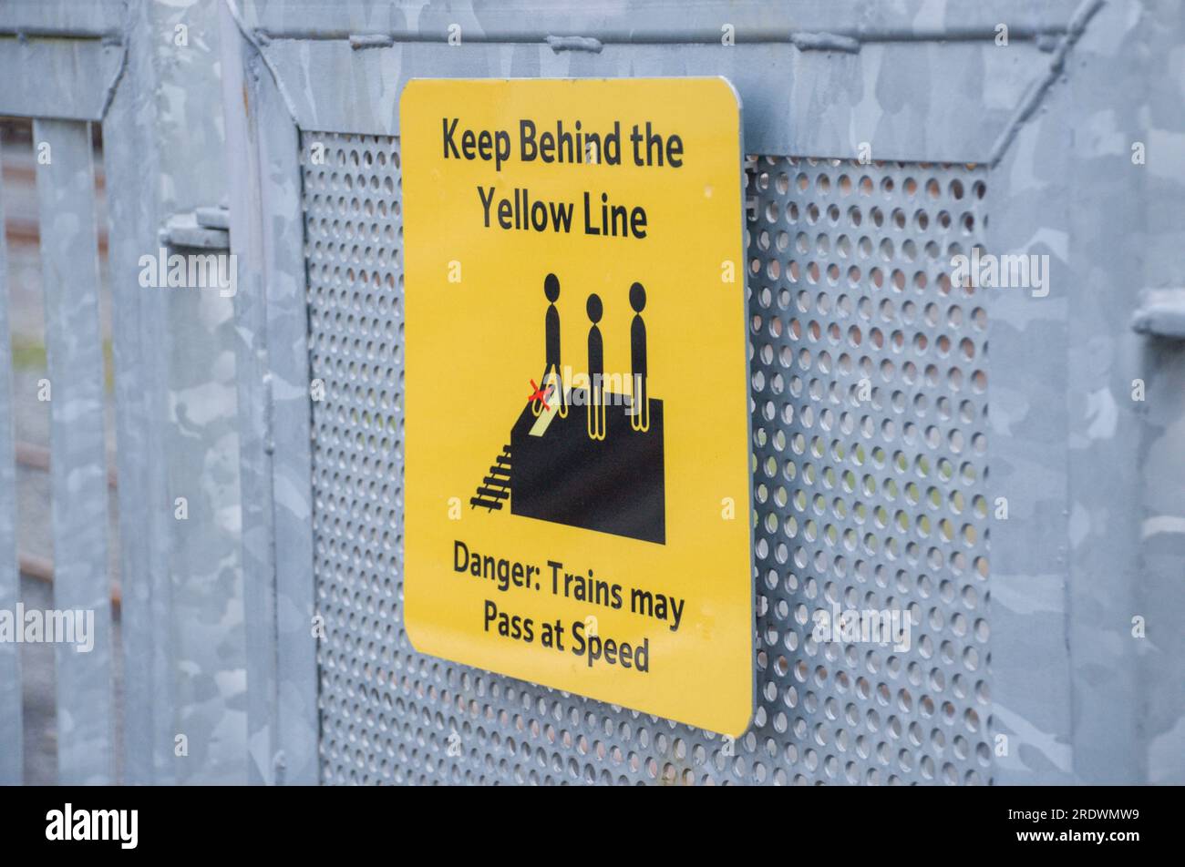 Keep behind the line hi-res stock photography and images - Alamy